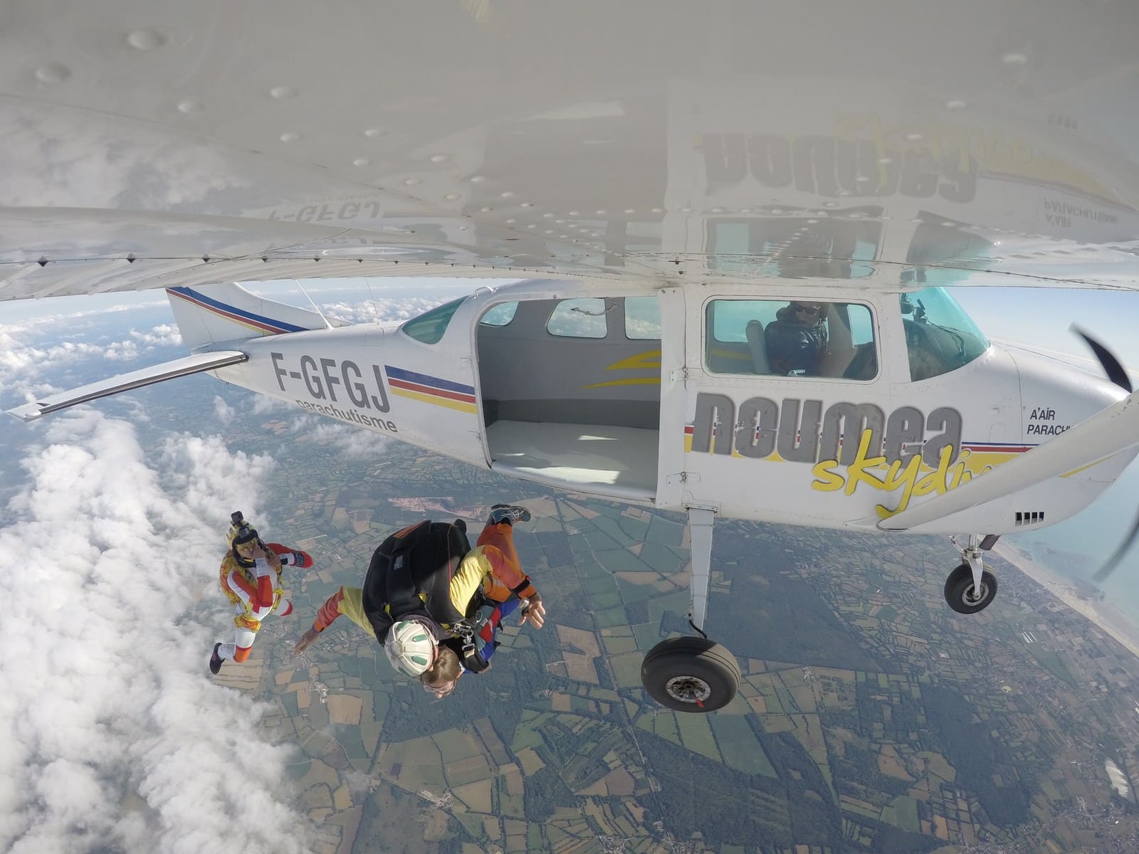Sauter en parachute en Normandie - Baptême chute libre Manche