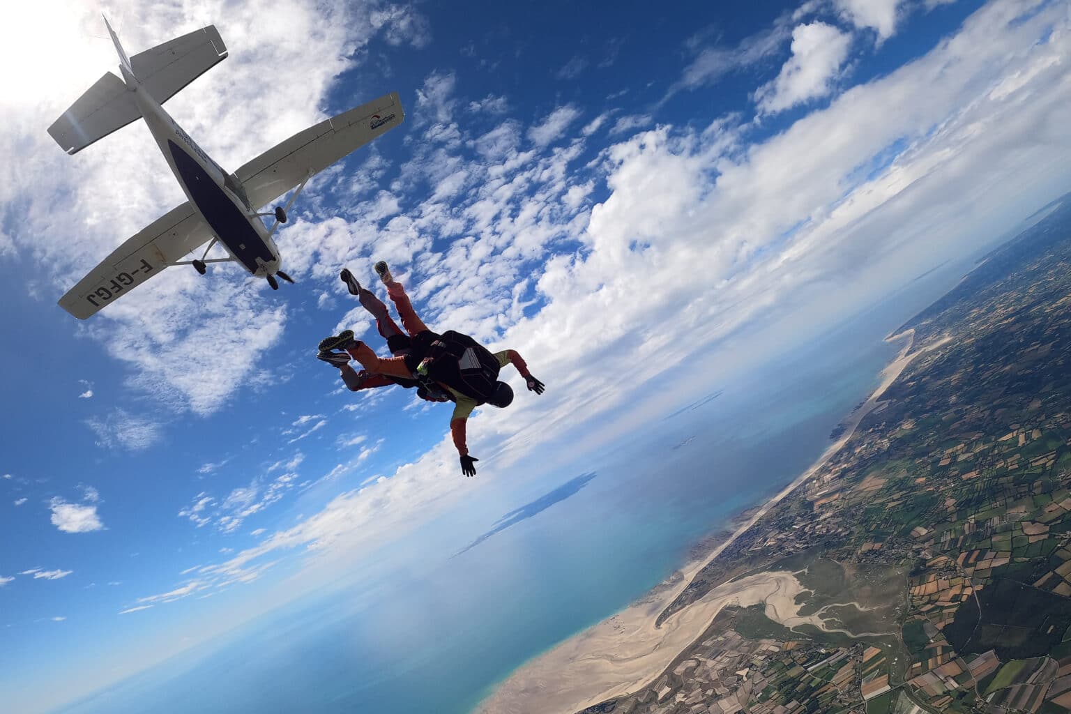Saut en parachute en Normandie - Vue sur mer à Lessay